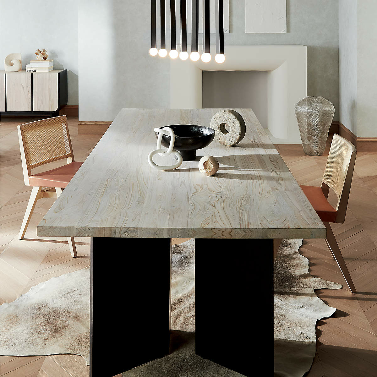 Hatch Chainmail Floor Vase | Karma's Latest Coupons & Cashback 2024