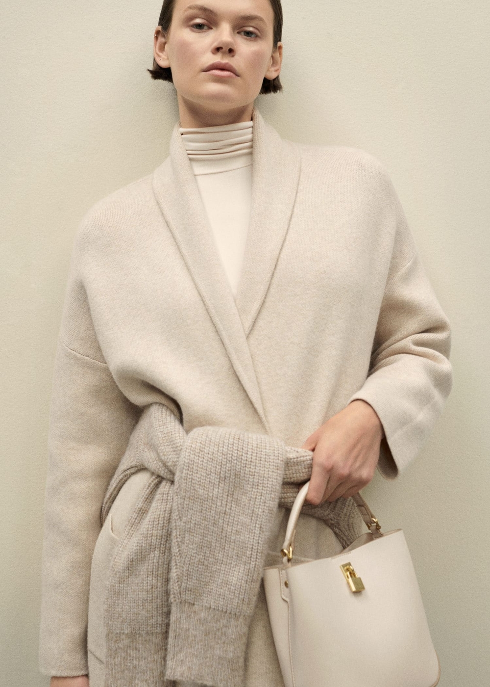 Never Pay Full Price for Mini-shopper With Rear Padlock